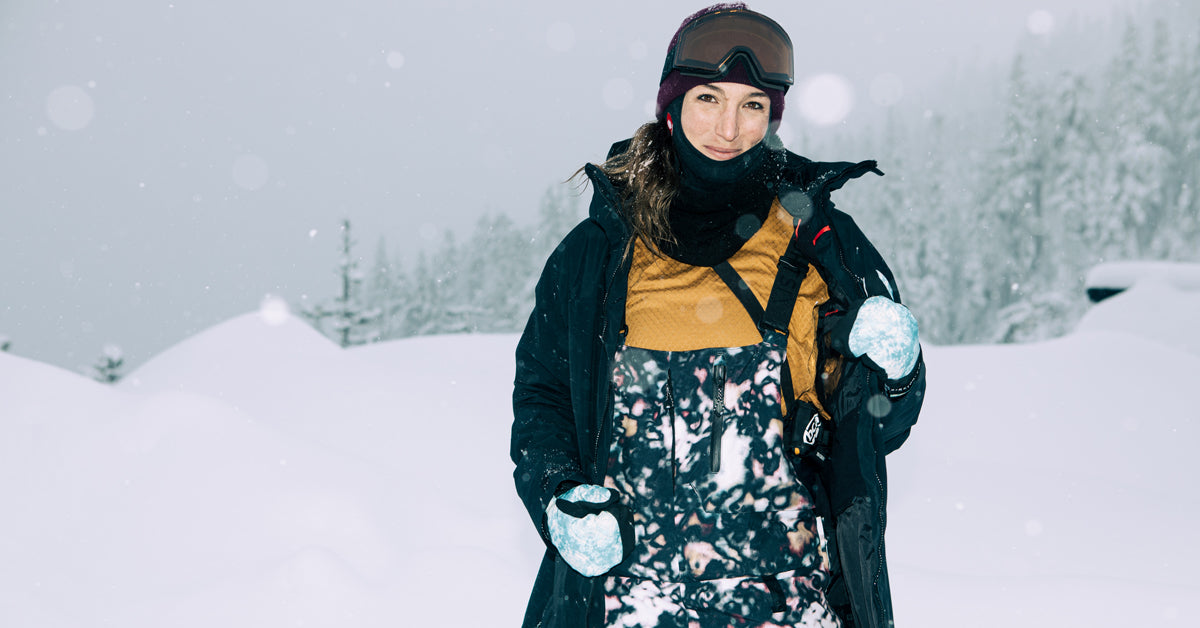 Snowboarding Essentials Checklist: What to Bring Boarding for the Firs ...